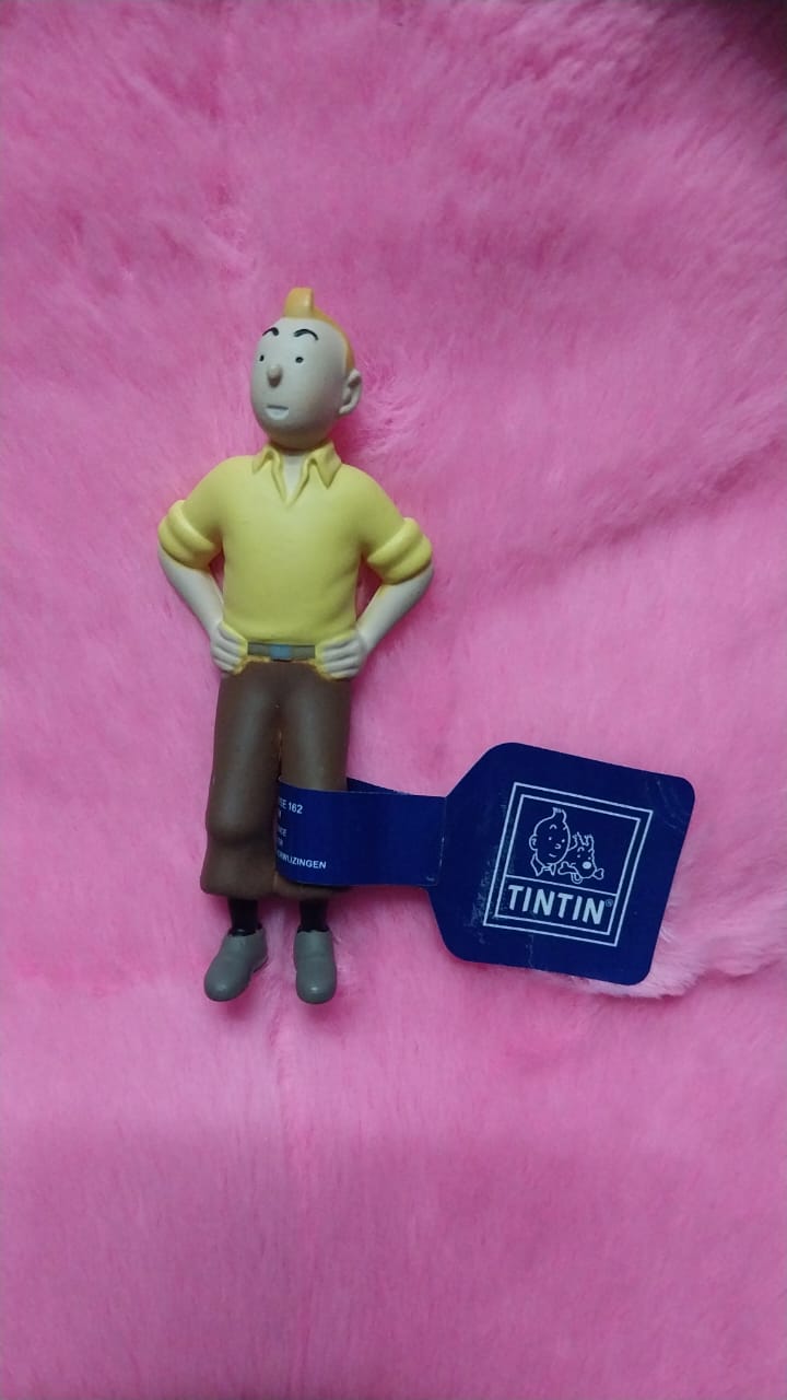 Tintin Standing Figurine — Adilsons